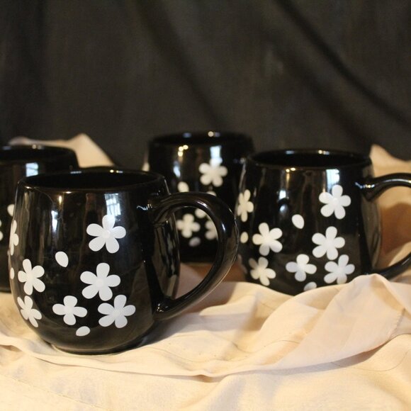 Temptations | Kitchen | Temptations Field Of Flowers Set Of 4 Coffee ...